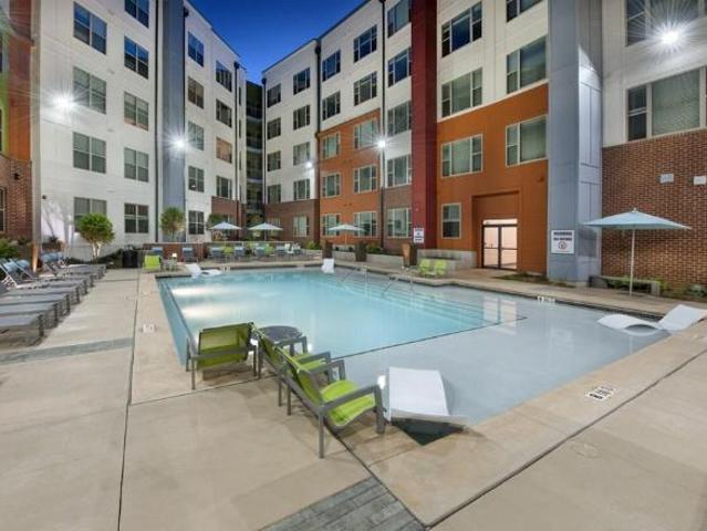 1 Br, 1 bath, Apartment 1133 Commerce Drive