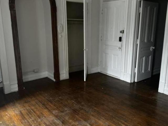 1 Br, 1 bath, Apartment 1244 Perkiomen Ave