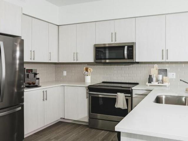 1 Br, 1 bath, Apartment 1244 S Pine Island Road