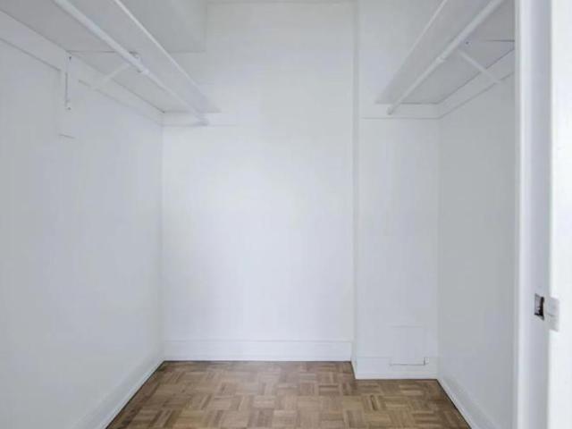 1 Br, 1 bath, Apartment 1249 North Shore Boulevard