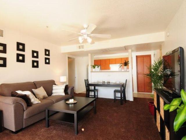 1 Br, 1 bath, Apartment 125 N 18th St