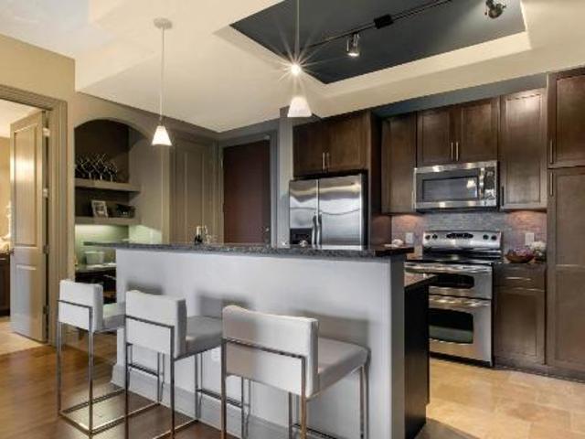 1 Br, 1 bath, Apartment 125 W Tremont Ave