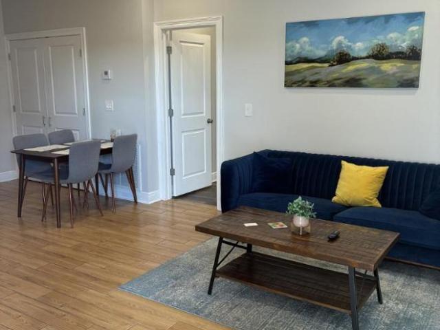 1 Br, 1 bath, Apartment 126 Briarfield Avenue