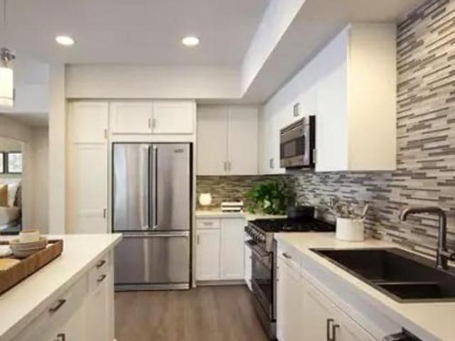 1 Br, 1 bath, Apartment 12855 Runway Rd