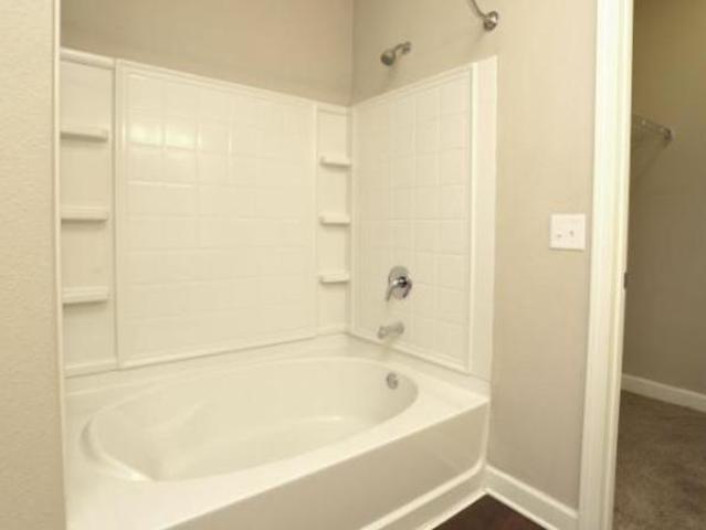 1 Br, 1 bath, Apartment 1201 Covell Village Dr