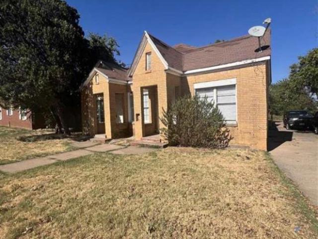 1 Br, 1 bath, Apartment 1205 Austin St