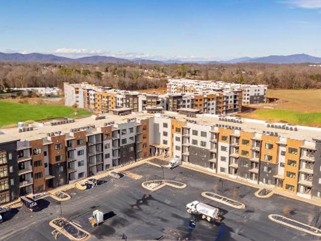 1 Br, 1 bath, Apartment 1205 Rosedale Blvd
