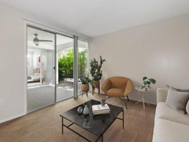1 Br, 1 bath, Apartment 1212 E Bethany Home Rd