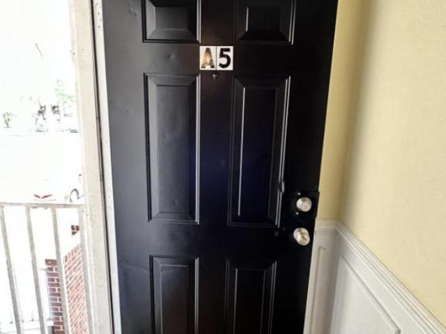 1 Br, 1 bath, Apartment 121 Lakeland Cir