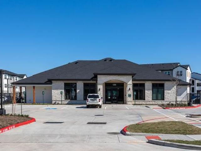 1 Br, 1 bath, Apartment 12202 Huffmeister Road