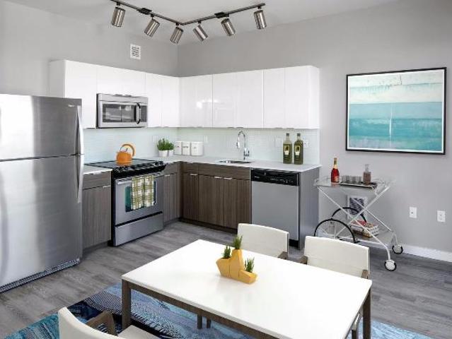 1 Br, 1 bath, Apartment 1222 NW 18th Avenue