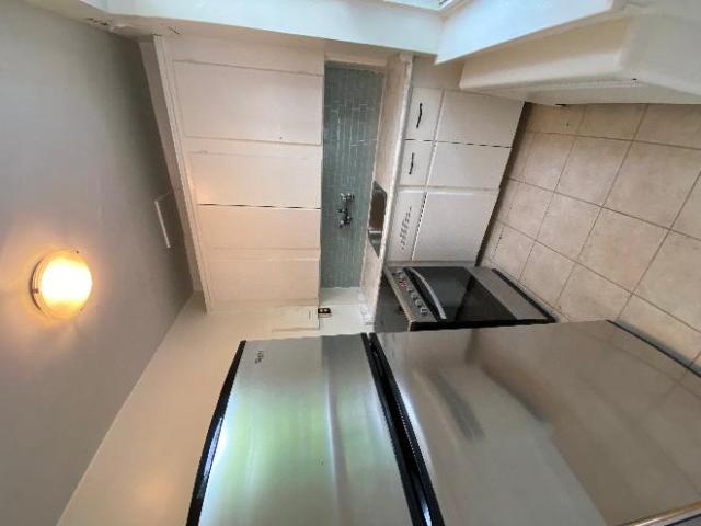 1 Br, 1 bath, Apartment 1233 Yonge Street