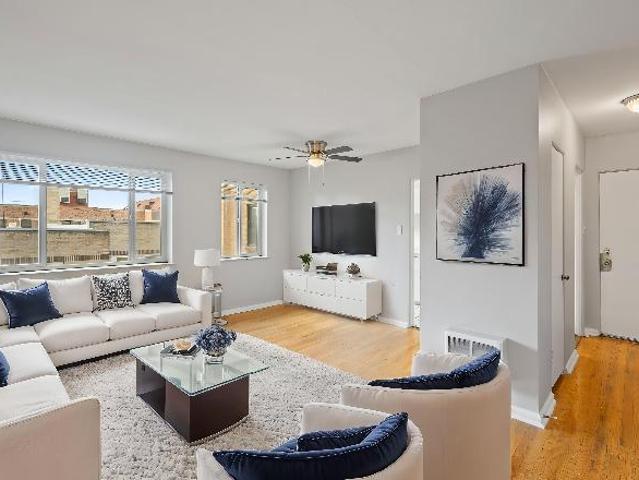 1 Br, 1 bath, Apartment 1235 North Logan Street