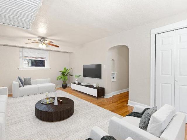 1 Br, 1 bath, Apartment 1236 N Pearl St