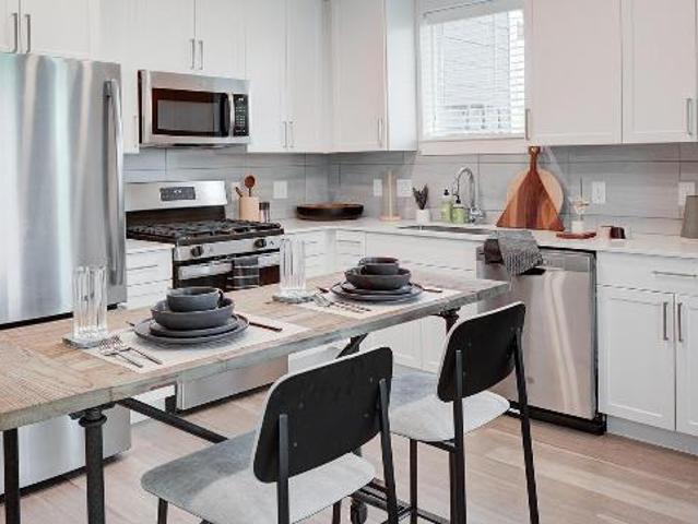 1 Br, 1 bath, Apartment 12 Tyler Rd