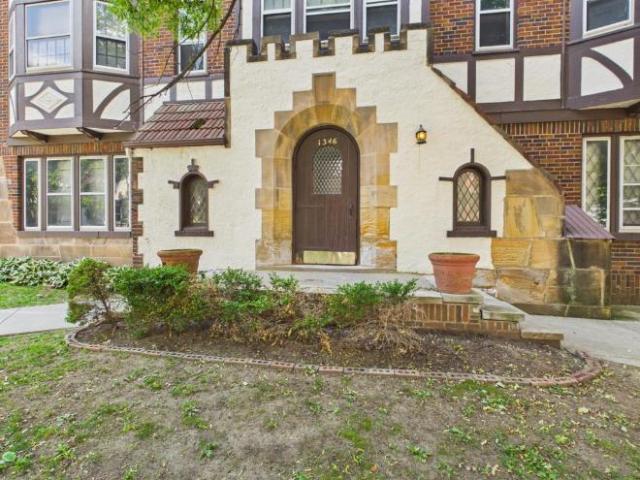 1 Br, 1 bath, Apartment 1346 Kenilworth Ave