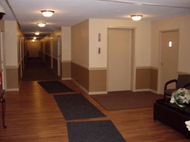 1 Br, 1 bath, Apartment 1350 North Howard Street