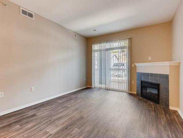 1 Br, 1 bath, Apartment 13631 Shepard Hts