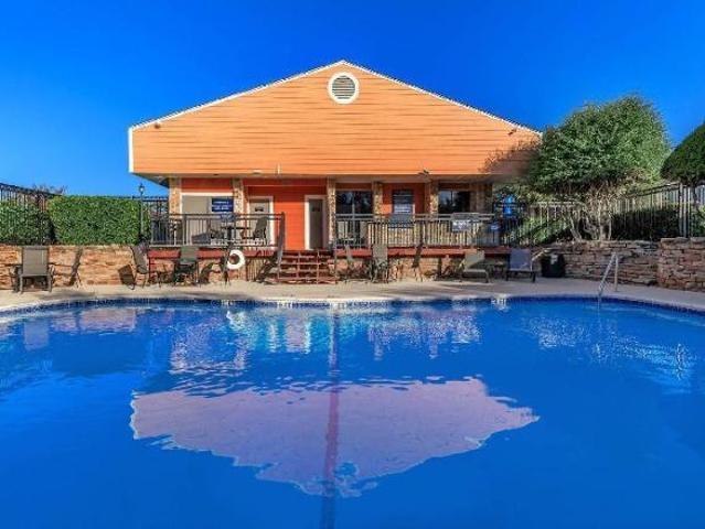1 Br, 1 bath, Apartment 1301 Park Place Blvd