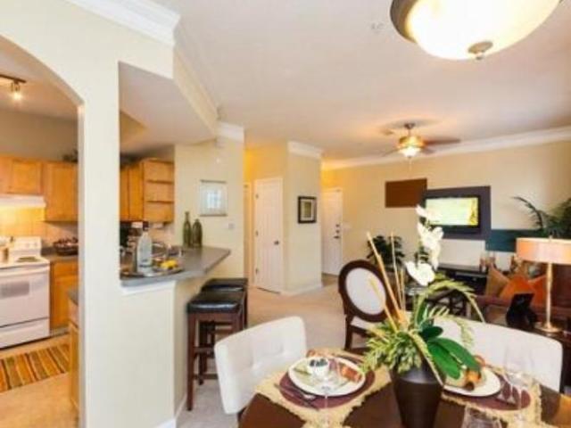 1 Br, 1 bath, Apartment 13085 Morris Road