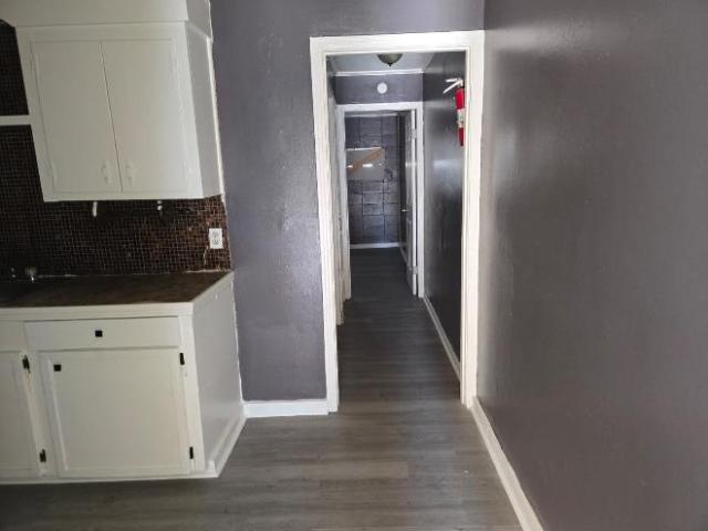 1 Br, 1 bath, Apartment 1322 Shirley Avenue