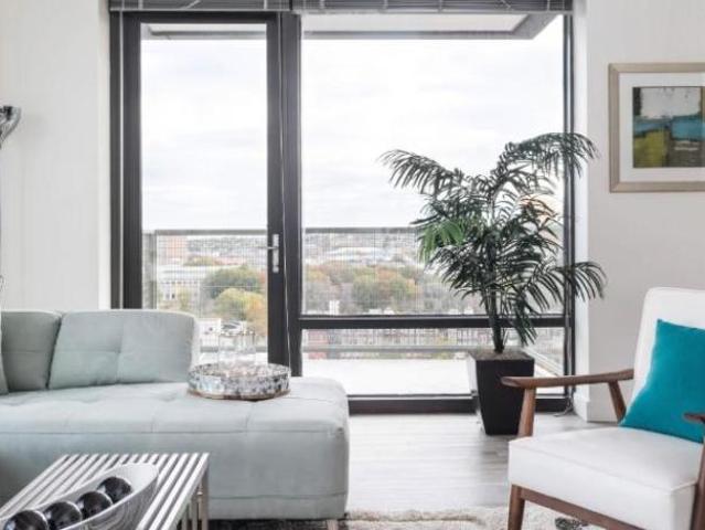 1 Br, 1 bath, Apartment 1330 Boylston Street