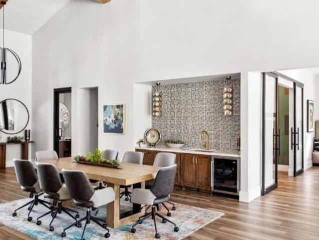 1 Br, 1 bath, Apartment 1456 E Pecos Rd