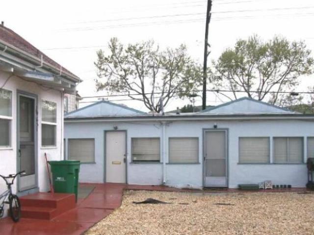 1 Br, 1 bath, Apartment 14649 East 14th St