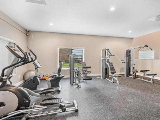 1 Br, 1 bath, Apartment 146 Valley View Dr