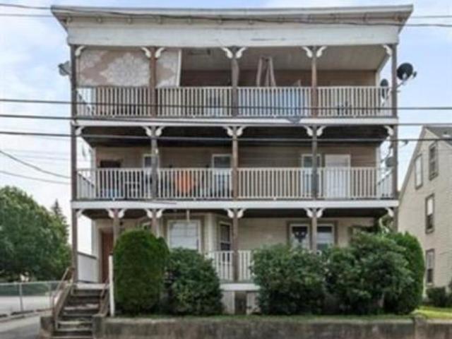 1 Br, 1 bath, Apartment 148 Front Street