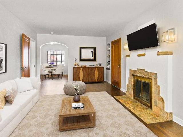 1 Br, 1 bath, Apartment 1400 Clermont St