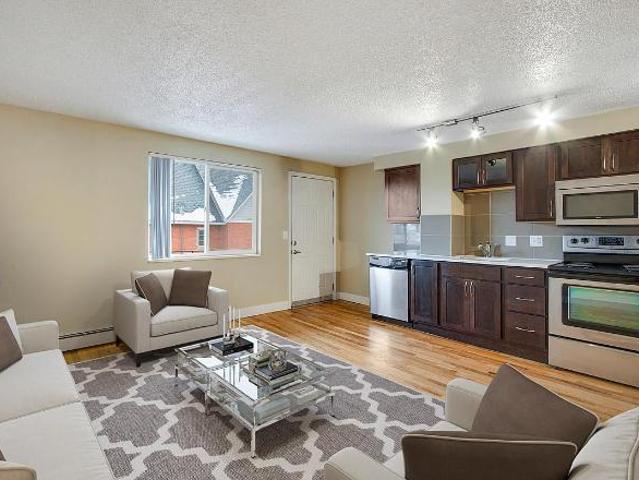 1 Br, 1 bath, Apartment 1418 Adams Street