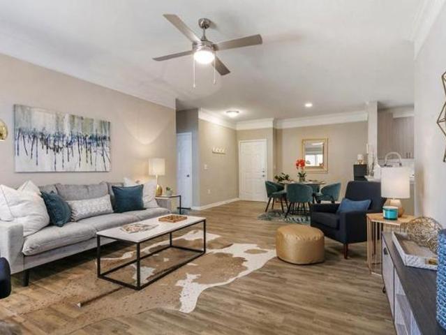 1 Br, 1 bath, Apartment 1420 Estates Avenue