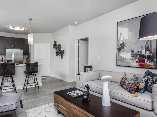 1 Br, 1 bath, Apartment 1421 Legacy Falls Dr