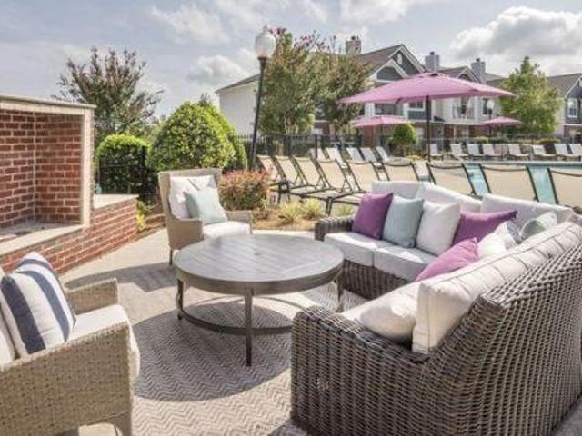 1 Br, 1 bath, Apartment 14325 Plantation Park Blvd