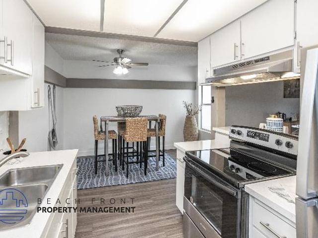 1 Br, 1 bath, Apartment 15400 Belgrade St