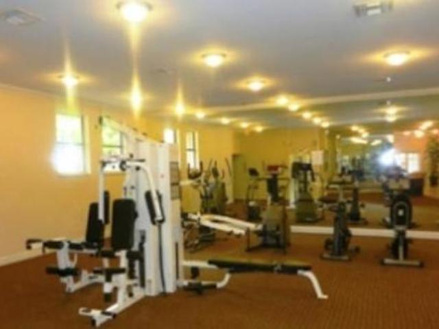 1 Br, 1 bath, Apartment 15410 SW 75th Circle Lane