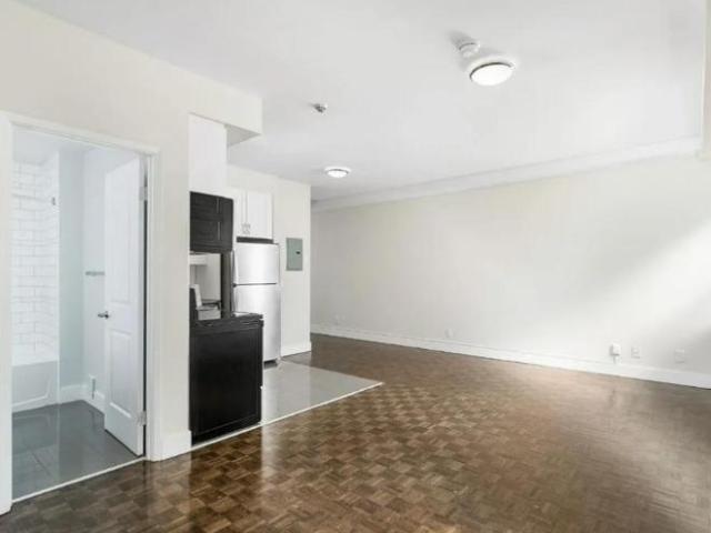 1 Br, 1 bath, Apartment 155 Market St