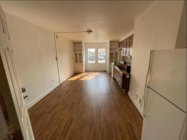 1 Br, 1 bath, Apartment 157 W High St