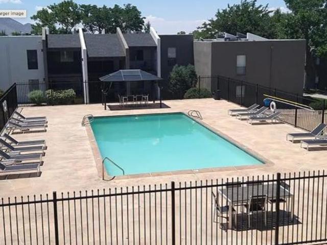 1 Br, 1 bath, Apartment 1501 Tramway Blvd NE