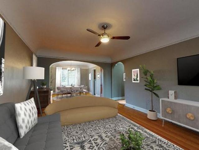 1 Br, 1 bath, Apartment 1506 1508 East 8th Avenue