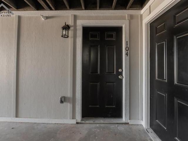 1 Br, 1 bath, Apartment 1509 Trigg Ln