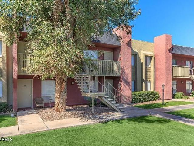 1 Br, 1 bath, Apartment 1522 East Southern Avenue