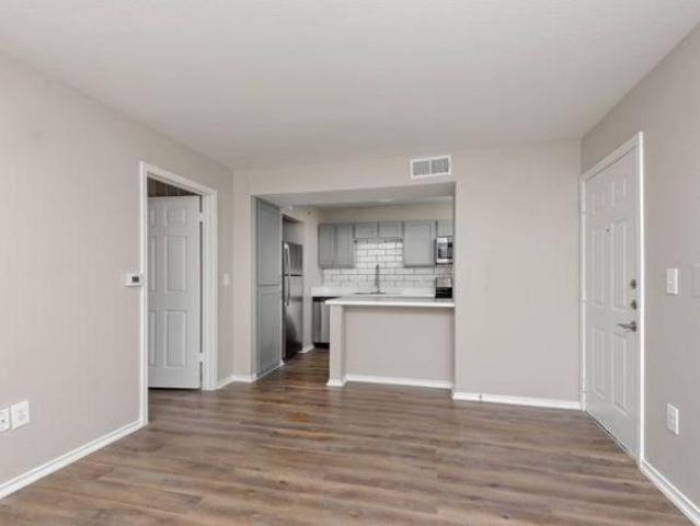 1 Br, 1 bath, Apartment 1531 S State Highway 121