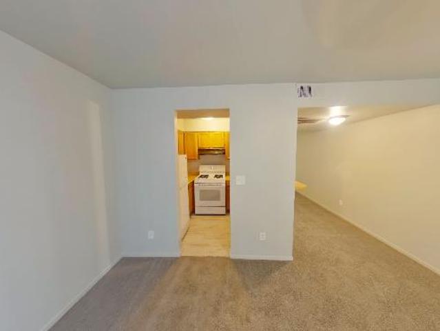 1 Br, 1 bath, Apartment 1640 Athol Avenue