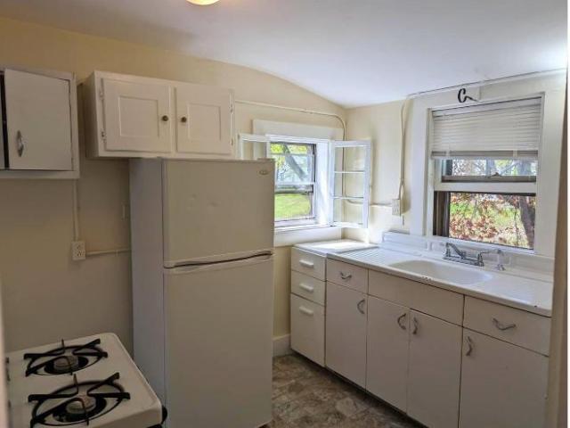 1 Br, 1 bath, Apartment 165 Brunswick Street