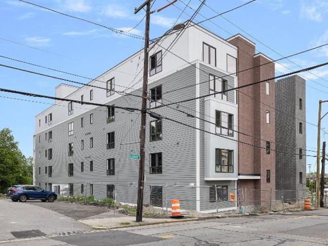 1 Br, 1 bath, Apartment 165 Gano Street