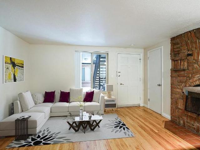 1 Br, 1 bath, Apartment 166 South Logan Street