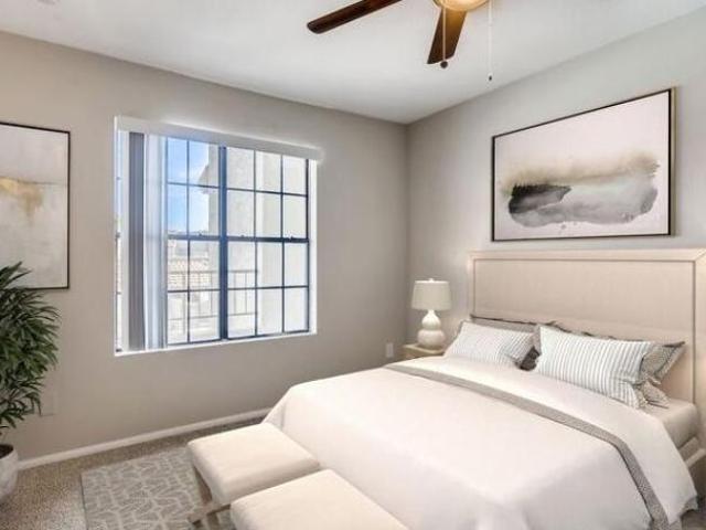 1 Br, 1 bath, Apartment 16801 N 49th St