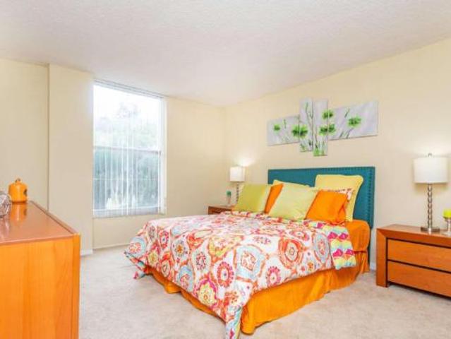 1 Br, 1 bath, Apartment 1600 Ne 135th St